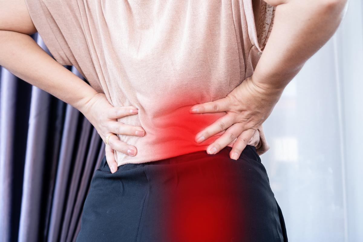 Dolor de glúteos y espalda baja: 7 causas y tratamiento